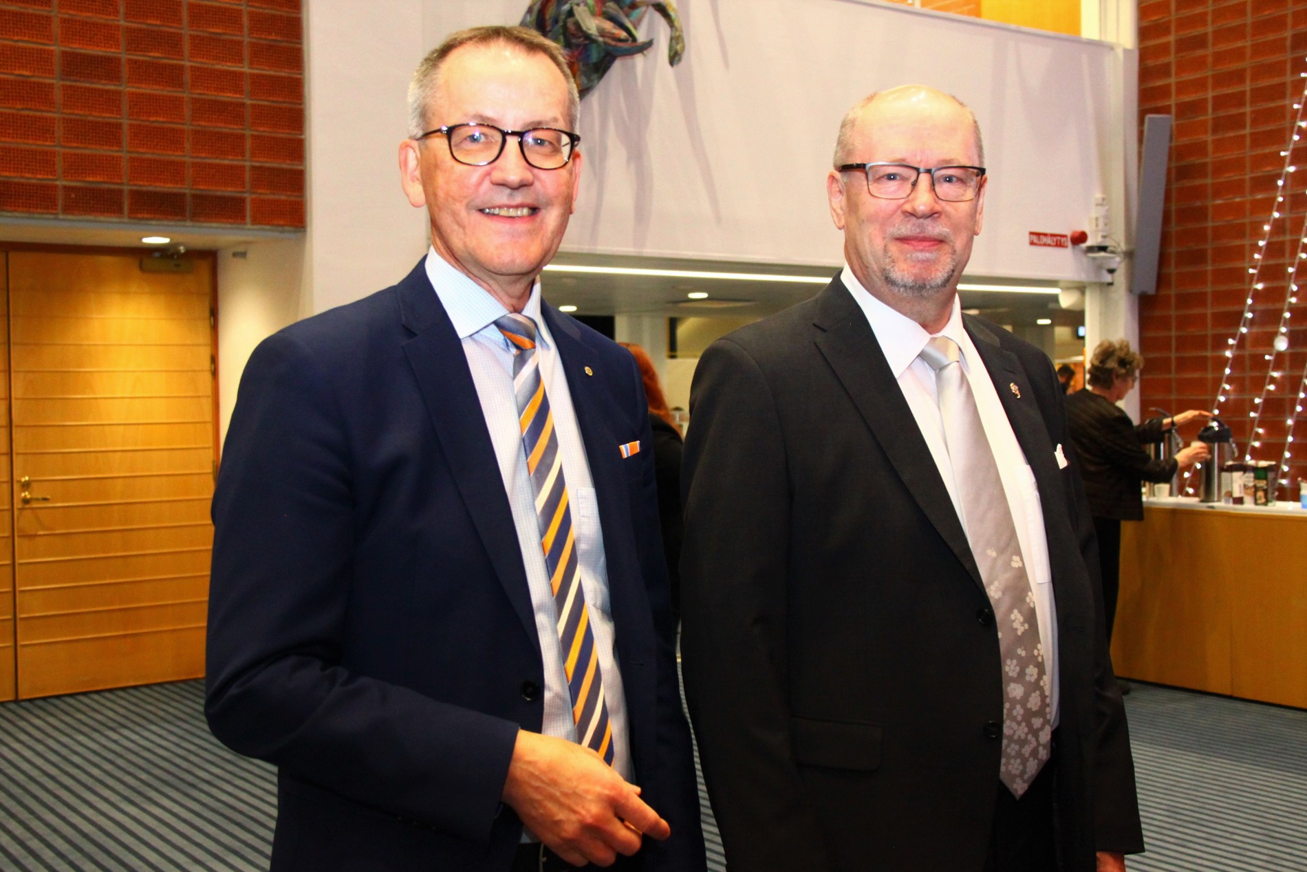 Yhteisin ponnistuksin talousvaikeuksien yli | OP Media