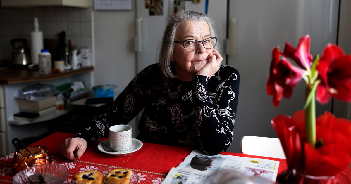 Ritva on hyvästellyt ison osan ystävistään: kymmeniä hautajaisia ...